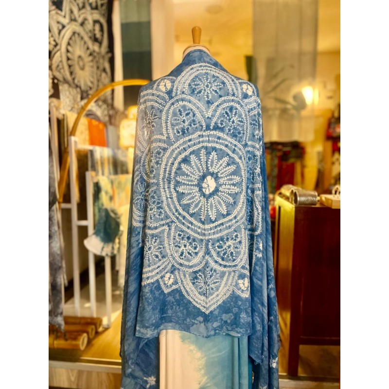 Echarpe en batik Bai - La Maison d'Echo